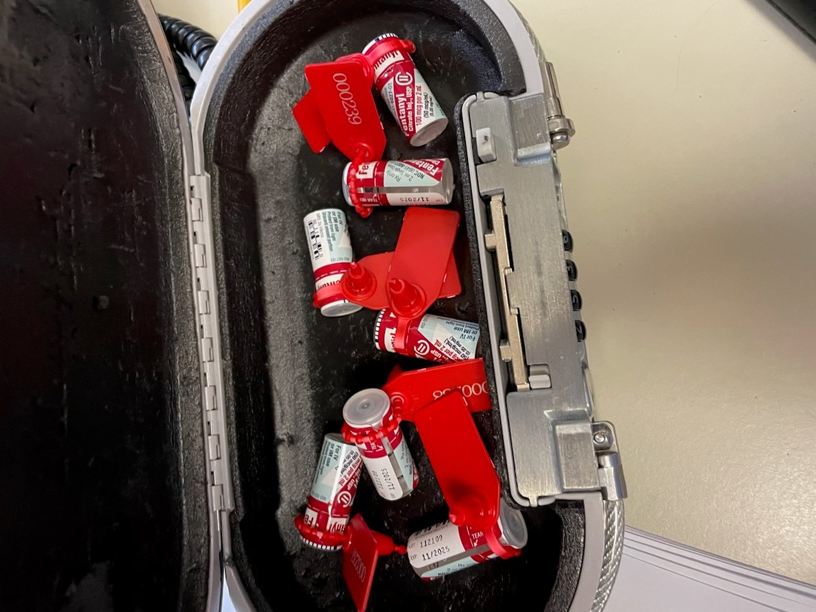 Labeling individual vials with control numbers